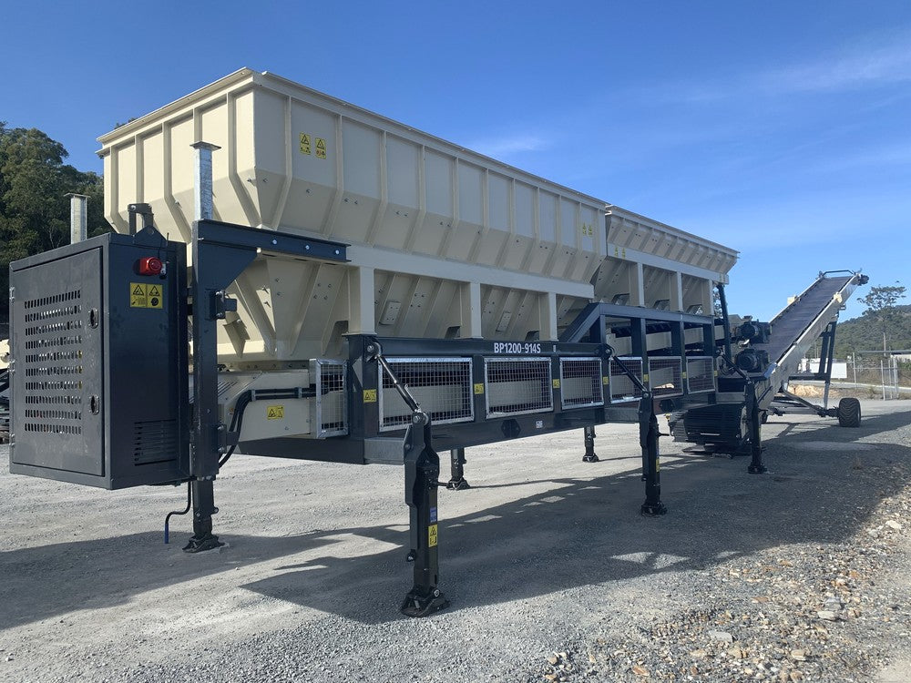 2 Bin Blender – Emerald Equipment Systems Inc