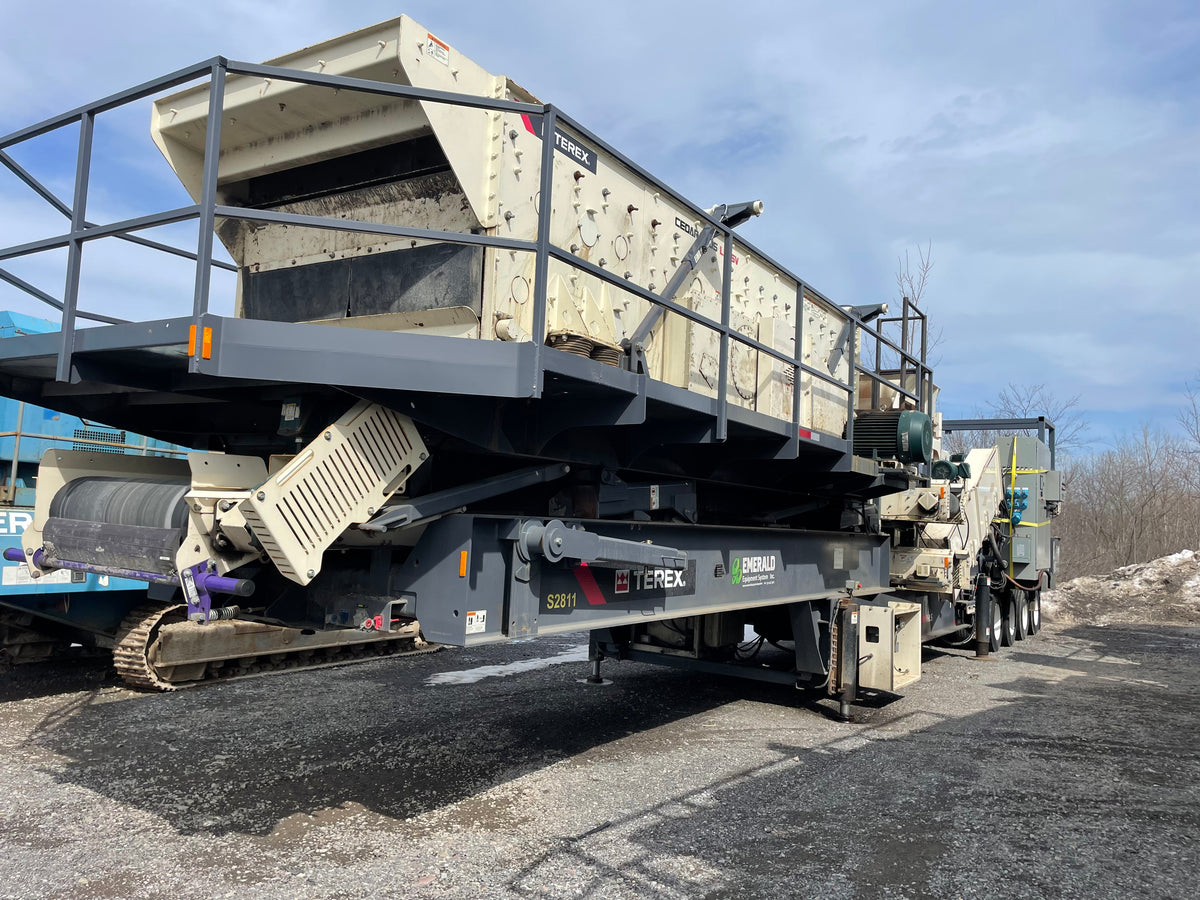 Crushing Application – Emerald Equipment Systems Inc